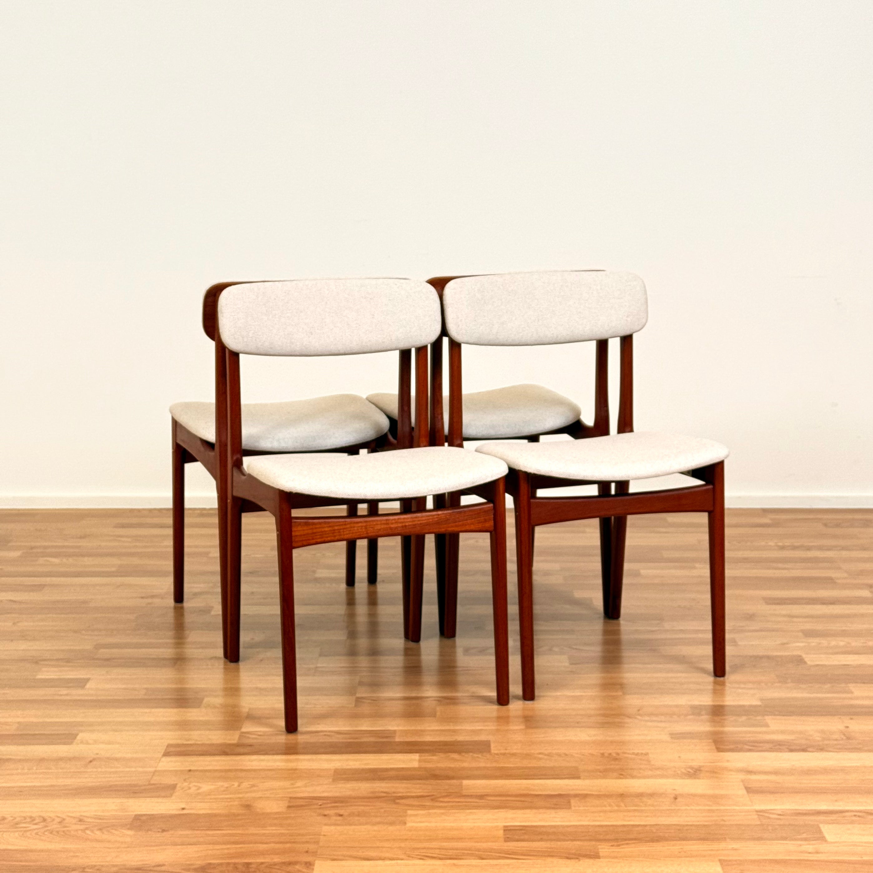 Vintage Set of 4 dining chairs in teak by B. Rasmussen for Thorso ...